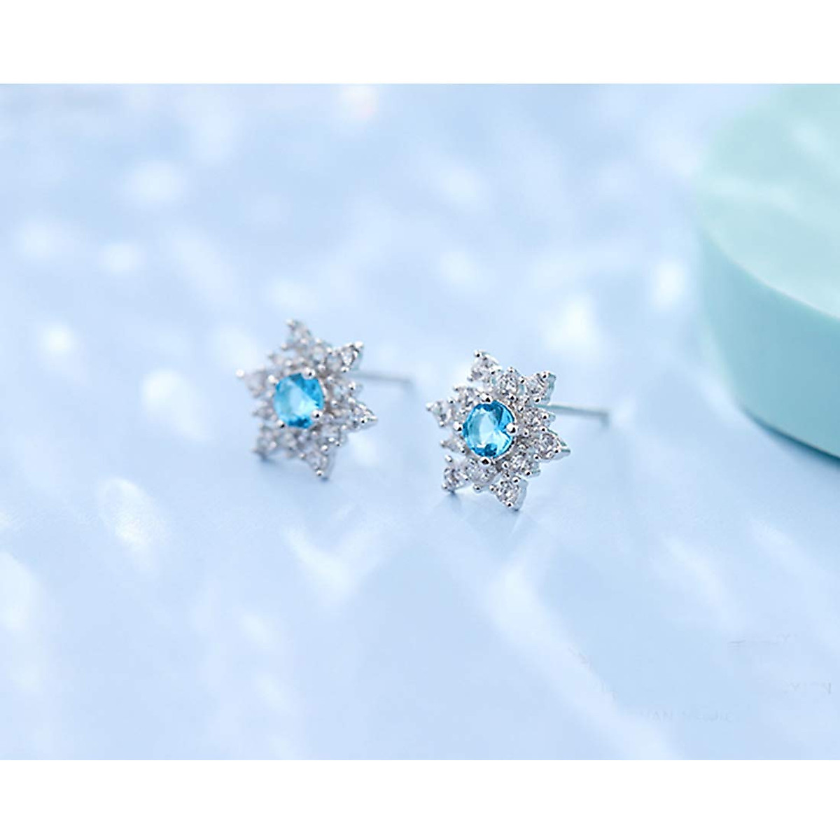 SLUYNZ 925 Sterling Silver Sparkling Blue Crystal Snowflake Studs Earrings for Women Pretty Snowflake Earrings Studs (A-Silver)