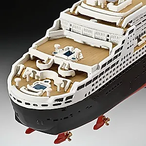 Revell 05808 Queen Mary 2 Cruise Liner - 1:1200 Model Kit