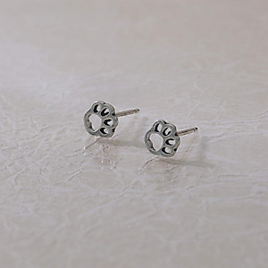Boma Jewelry Sterling Silver Paw Print Stud Earrings