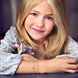 Initial Bracelets for Women Girls, Dainty Gold Plated Letter A Initial Bracelet Tiny Layered Chain Bracelet for Women, Valentines Mother's Day Teen Girls Gifts for Her, pulseras de Mujer