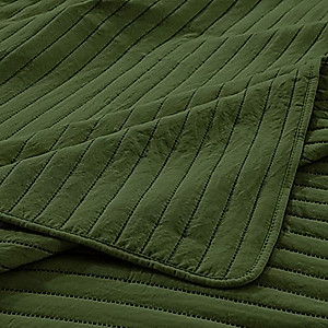 Boryard Oliver Green Quilts Queen Size, 3 Pieces Lightweight Soft Full Coverlet Bedspread Bedding Set (90x90 inches) with 2 Pillow Shams(20x26 inches)