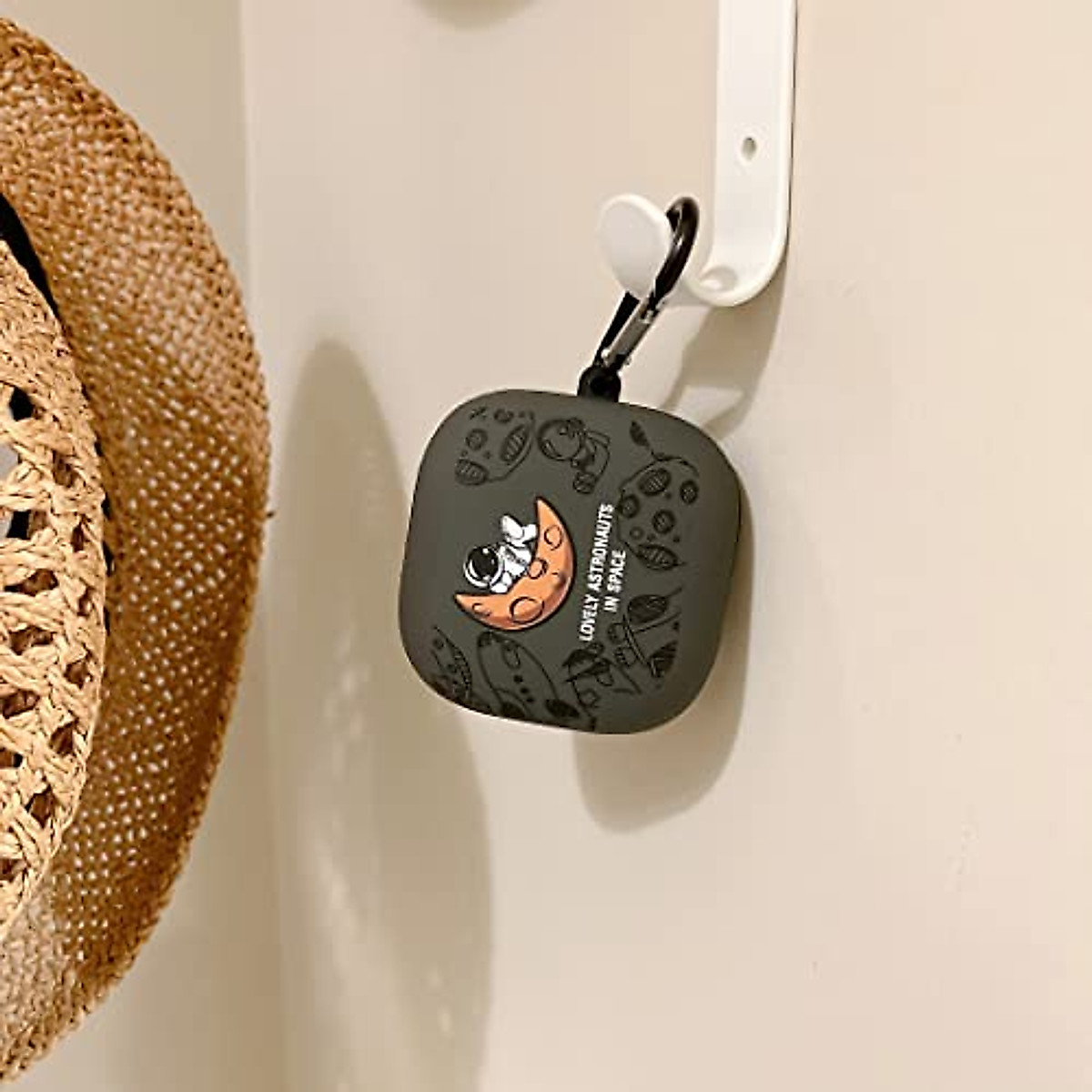 Joie & Joho Silicone Cute Lovely Astronaut On the Moon Case for Beats Fit Pro Shock-Absorbing Protective Case for Women Girls Men Boy for Beats Fit Pro 2021