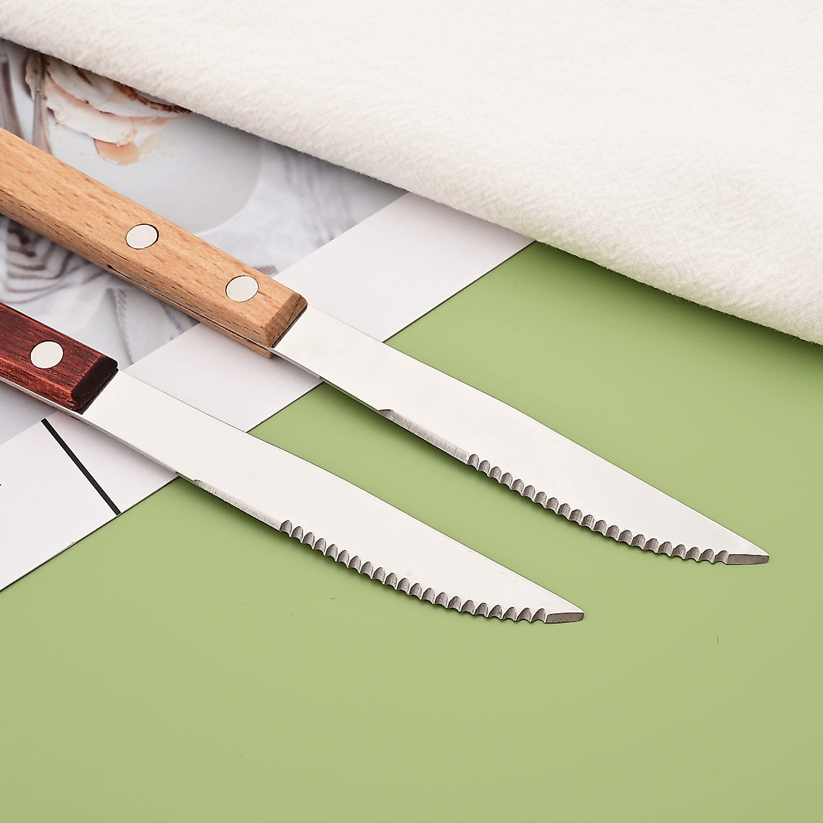 Steak Knives Set of 8 - Wooden Handled Serrated Steak Knives - Uniturcky Stainless Steel Dinner Knife with Wood Handle - 8.15 Inch Wooden Square Handle Table Knives Set - Mirror Finish