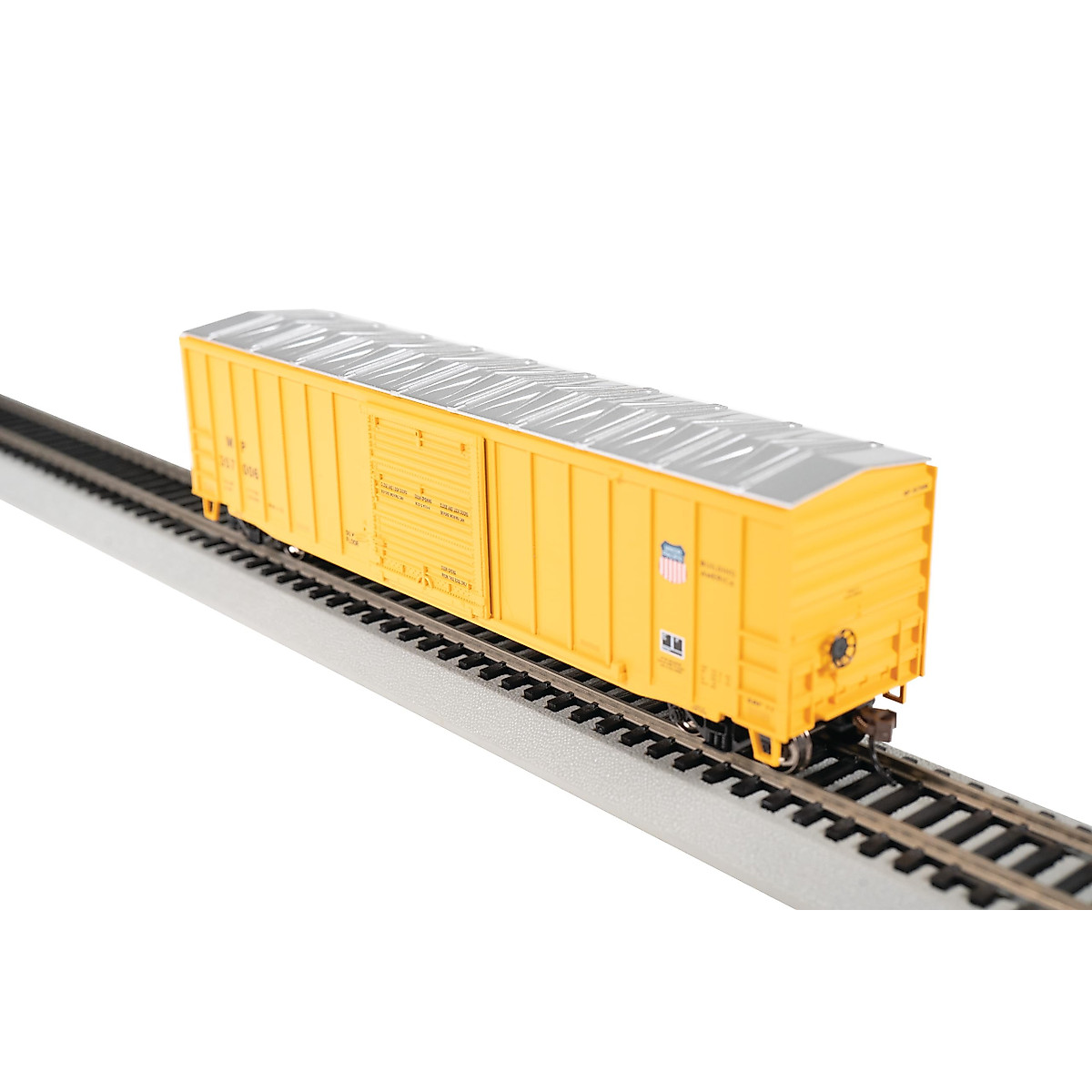 Bachmann Trains - 50'-6" Outside BRACED Sliding Door Box CAR - Union Pacific #357006 - HO Scale, Prototypical Colors