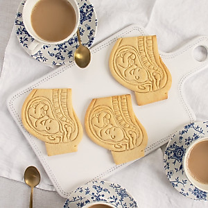 Pregnant Womb with Foetus cookie cutter, 1 piece - Bakerlogy