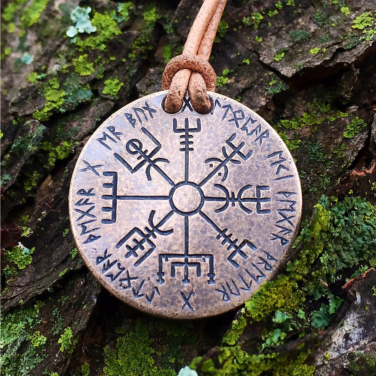 Shire Post Mint Vegvisir Norse Compass Necklace on Leather Cord