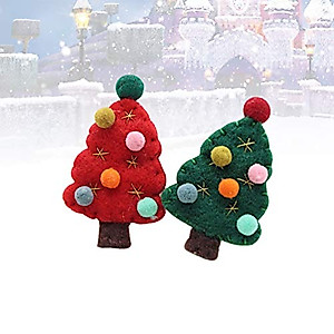 Xmas Pins Tree Brooch 2pcs Christmas Brooches Pins Wool Felt Christmas Tree Brooches Pins for Suit Shirt Sweater Random Color Diy Christmas Ornaments Diy Christmas Ornaments