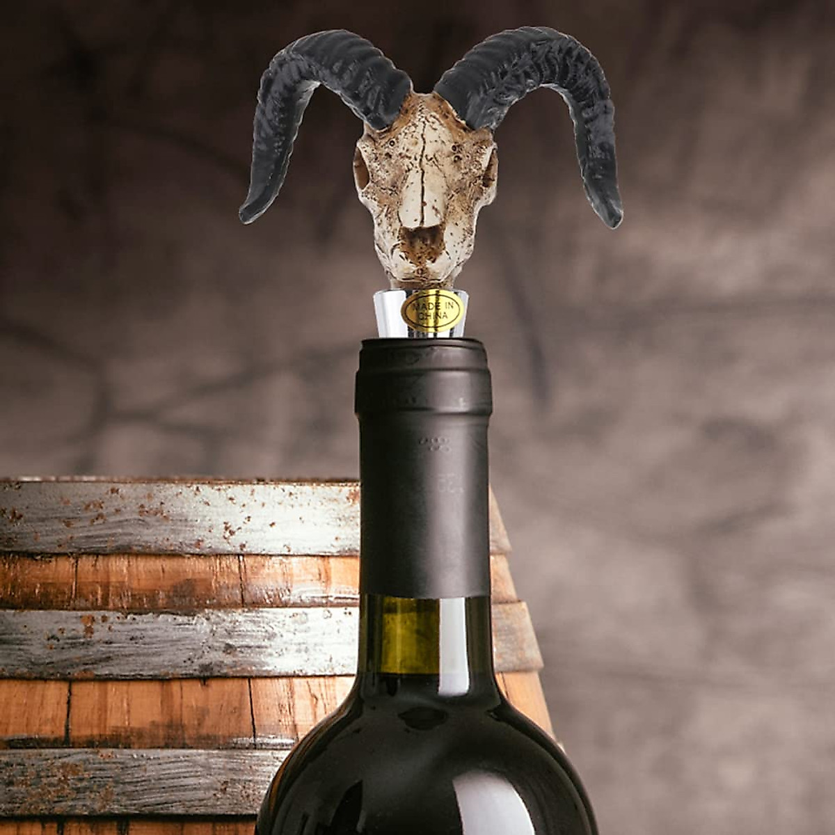 SEWACC 2pcs Decorative Wine Stoppers Animal Skull Champagne Bottle Stopper Gothic Goat Wine Stopper for Christmas Ball Party Bar Black