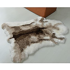 rugoo Reindeer Hide Rug 3.6 ft x 2.9 ft Faux Fur Rug Deer Rug Animal Skin Rugs Fluffy Pet Pad for Bedroom Living Room Nursery, White and Grey