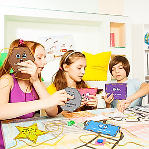 Funrous 10 Pieces Kids Recognition Lacing Cards Thick Cardboard Educational Sewing Cards Double Sided Lacing Playing Games for Children Toddler Preschool Developing Imagination Supplies (Shape)