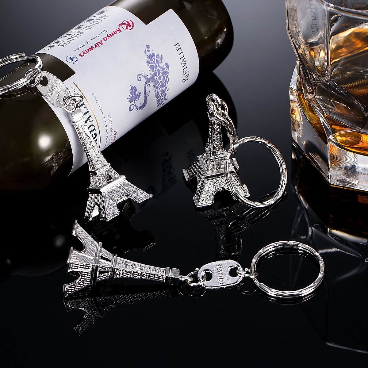 Outus 15 Pieces Eiffel Tower Keyring Retro Adornment French Souvenirs Keychains, Silver