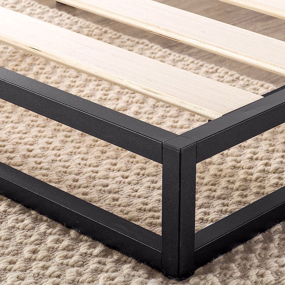 Mellow Modernista Low Profile 6 Inch Metal Platform Bed Frame with Classic Wooden Slat Support Mattress Foundation (No Box Spring Needed), King, Black