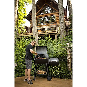 Broil King 955050 Smoke Offset 500 Offset Smoker and Grill, Black