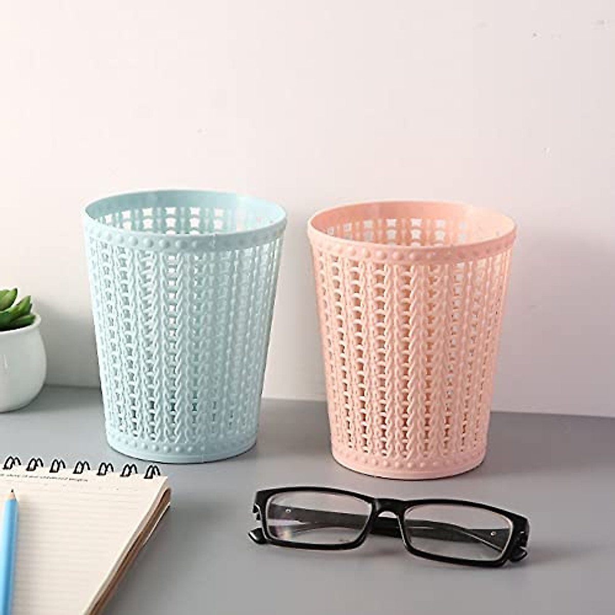 HOIRIX 2Pack Mini Wastebasket Round Plastic Small Desktop Trash Can Garbage Bin for Bathrooms,Kitchens, Home Offices (Color : Pink, Size : 2Pack)