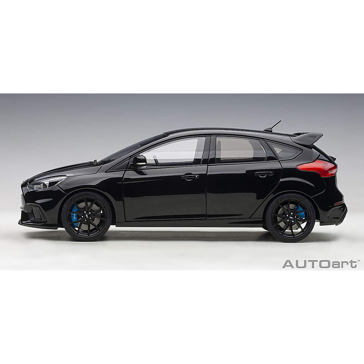 Autoart 2016 Ford Focus RS Shadow Black 1/18 Model Car