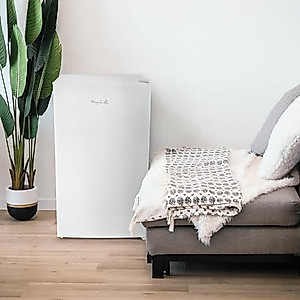 Megachef 3.2 Cubic Feet Refrigerator (White)