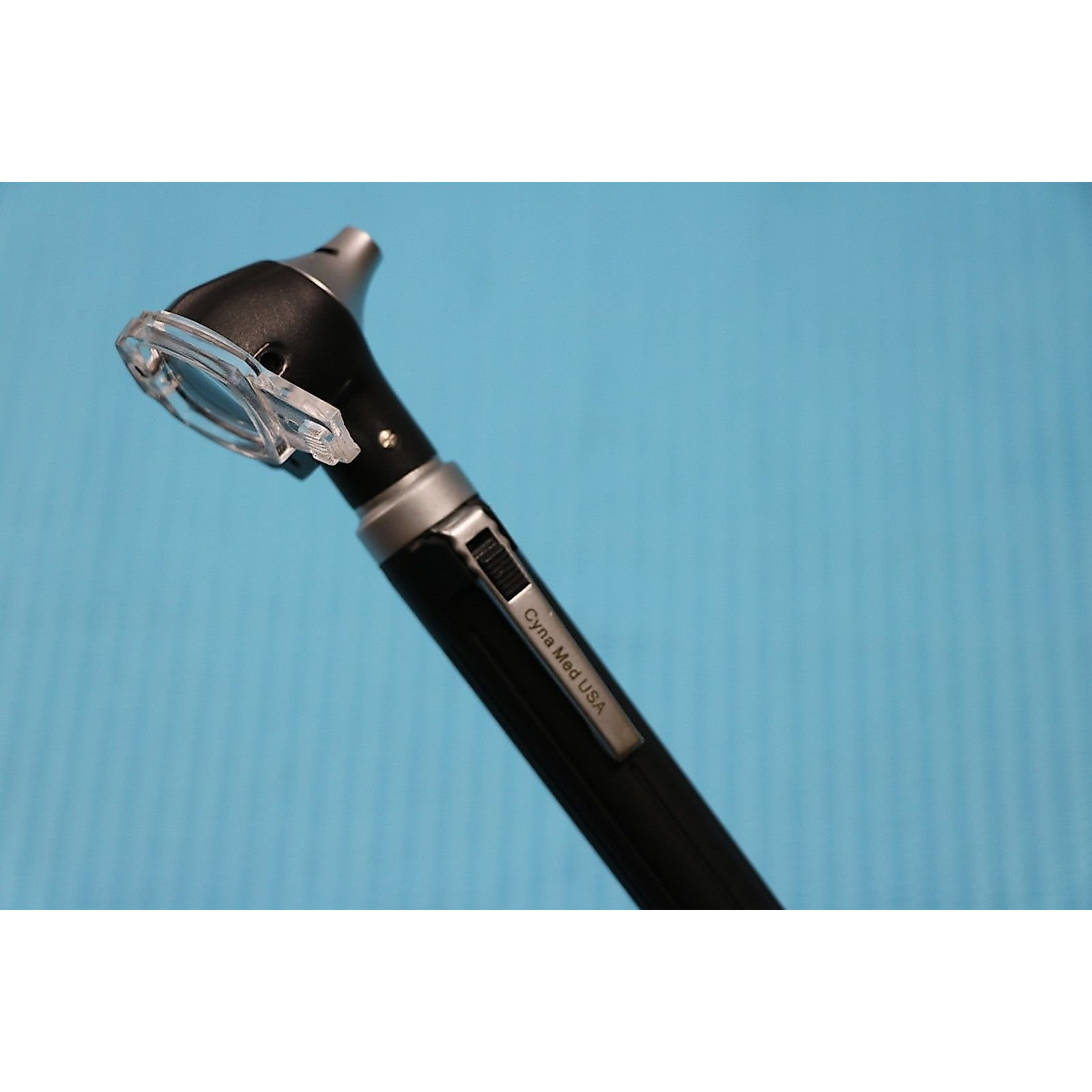 New Premium LED Bright Light Diagnostic Otoscope Pocket Size (Black) + 1 Free Extra Replacement Bulb