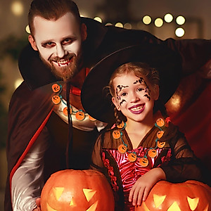 FUTUREPLUSX Pumpkin Light-up Necklace, 2 PCS Halloween Pumpkin Necklace Flashing Light Up Pumpkin Halloween Necklace