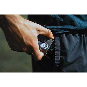 Freja Svendsen Minimalist Skull Wallet for Men - RFID Blocking, Slim Wallets with 2 Interchangeable Money Clips - Thin Aluminum Credit Card Holder - Laser Engraved Finished (Skull Joker)