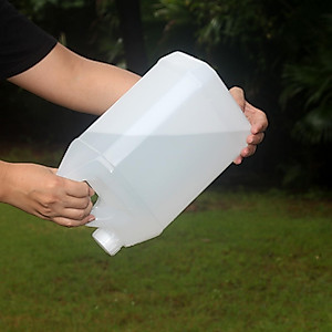 2 Packs 1 Gallon Clear Plastic Jugs with Lids, Square Empty Storage Container Plastic Jar Containers Water Jug Storage Containers with Portable Handle for Water, Sauces, Beverage, Soaps, Liquids