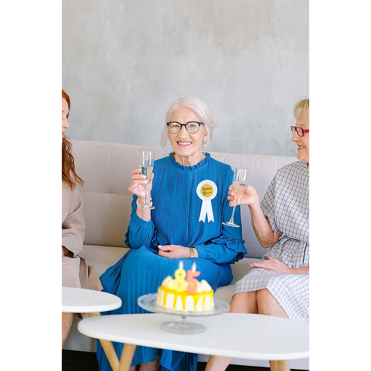 Birthday Queen Buttons Pins Ribbon,White Satin Corsage Birthday Women Tinplate Badge Pin,Happy Birthday Girl Party Award Brooches Decorations