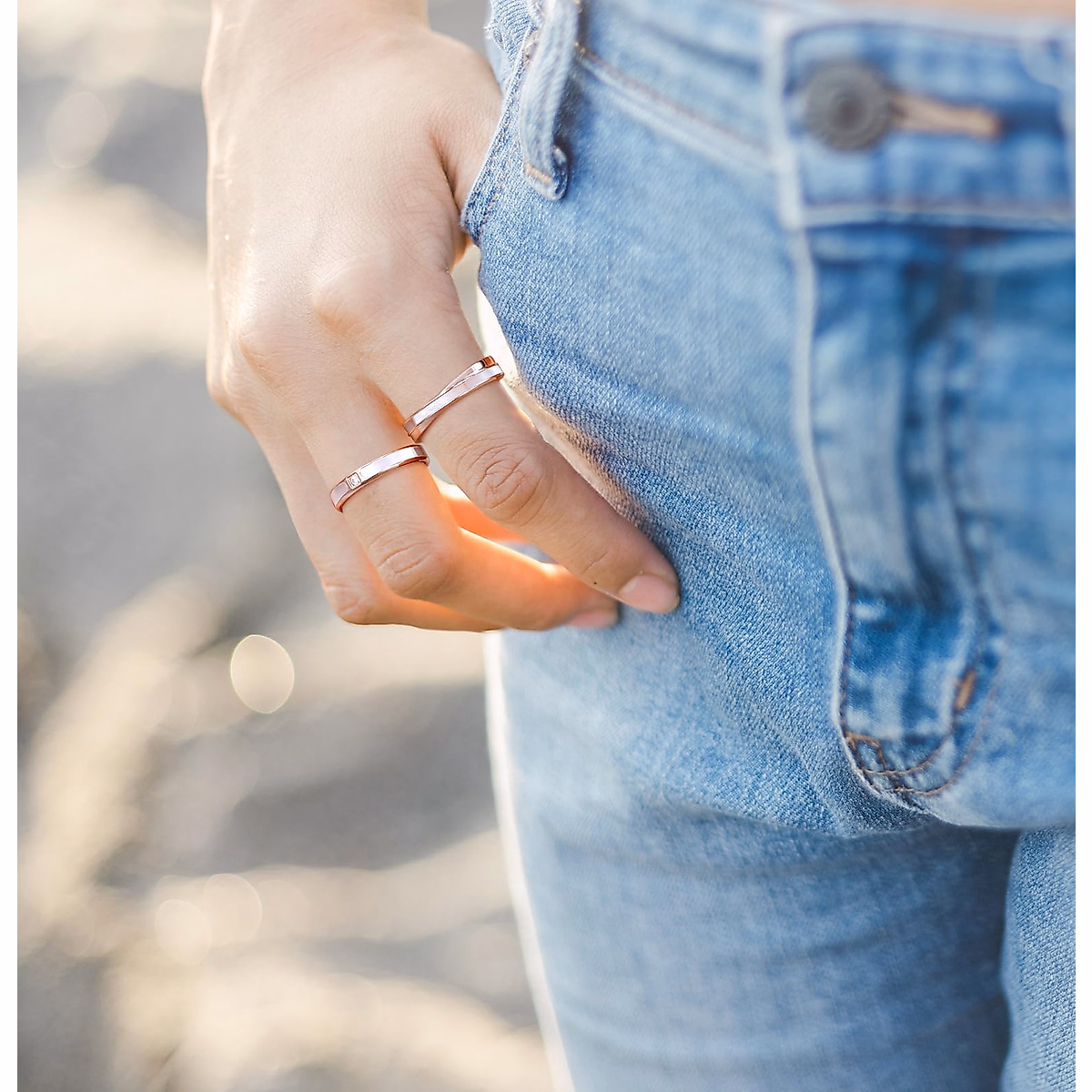 Monkton Women Rose Gold Stainless Steel Wedding Bands with White Shell Inlay Engagement Promise Ring 3.5mm/5.5mm/ 2.5-4mm(3.5MM,Size 8)