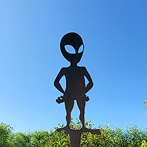Alien yard decor garden stake made by Ironstone Steel made in the USA