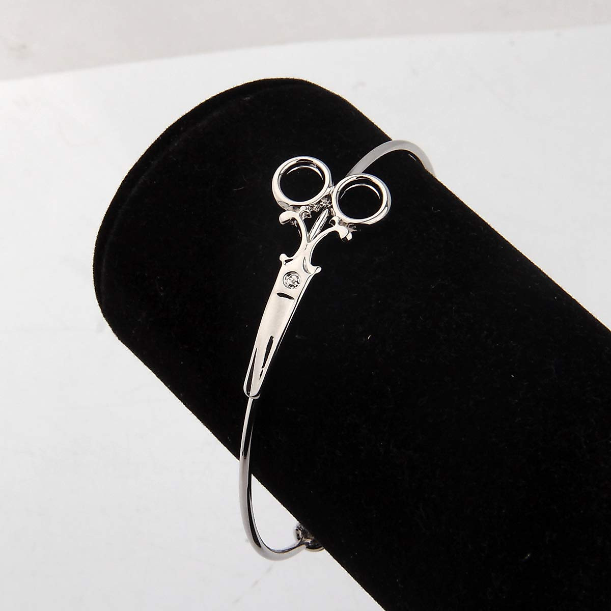 KUIYAI Minimalist Shears Scissor Bangle Stacking Adjustable Wire Bracelet for Hairdresser (Silver)