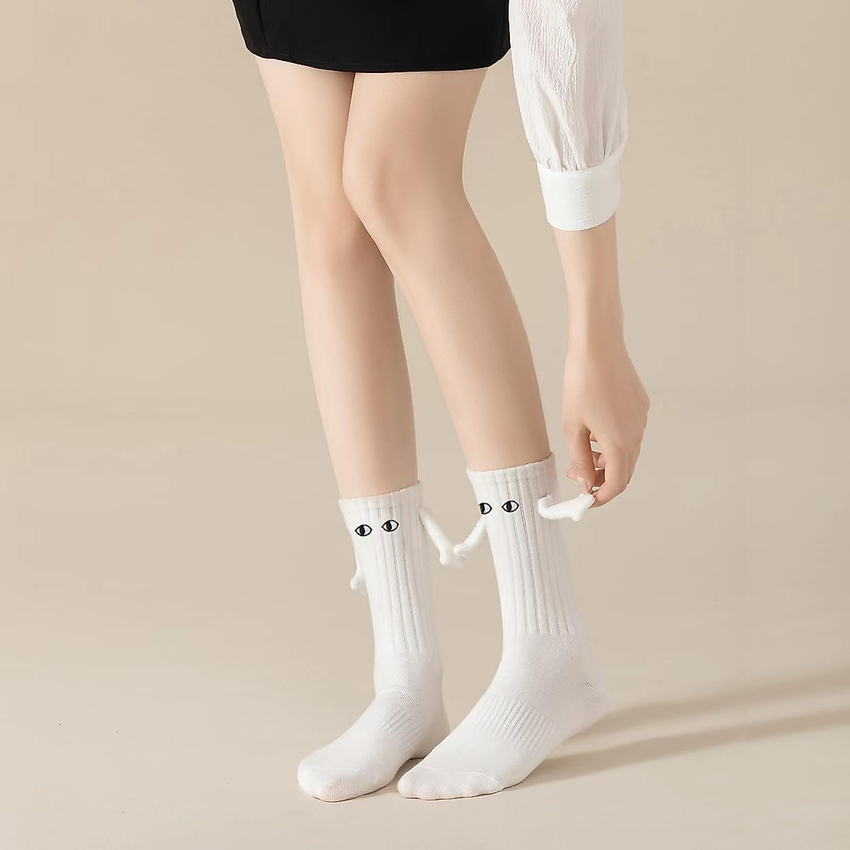 Yawlsow 2 Pair Holding Hands Magnet Socks, Funny Magnetic Hold Socks, Adult Crazy Silly Socks, Gift for Dad,Couple, Coworkers,Buddies,Friend,women,Teen Girl.Wedding Gifts