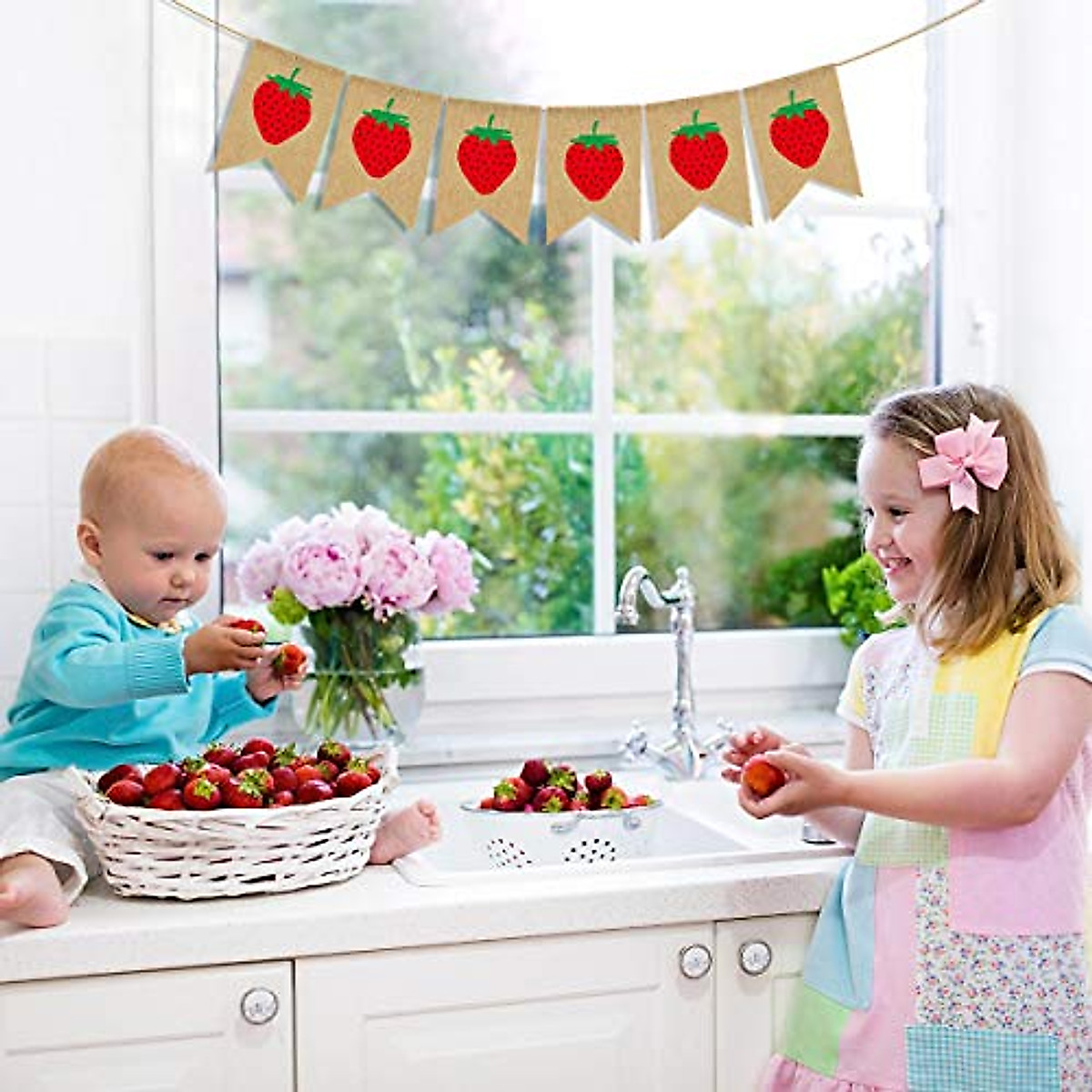 Rainlemon Jute Burlap Strawberry Banner Baby Girl Berry Theme Birthday Party Decoration Supply