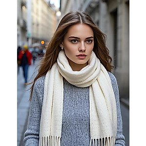 TEHETE 100% Merino Wool Yarn for Knitting 3-Ply Luxury Warm Soft Lightweight Crochet Yarn (Beige)