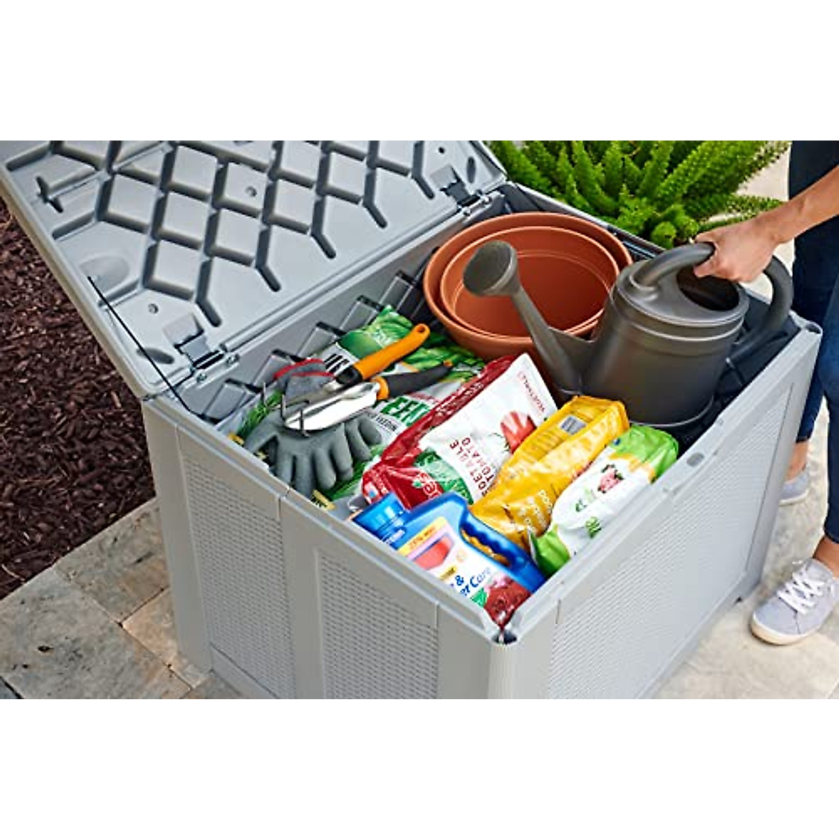 Rubbermaid Medium Resin Outdoor Storage Deck Box (74 Gal), Weather Resistant, Gray, Deck Organization for Home/Backyard/Pool Chemicals/Toys/Garden Tools/Porch/Patio Cushions