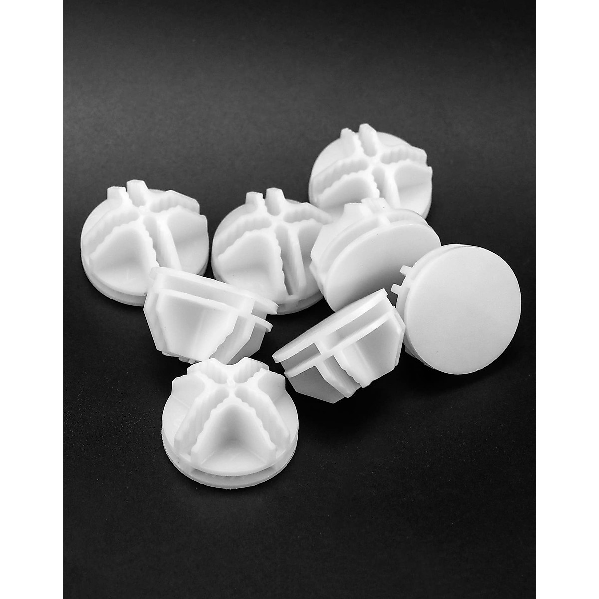 QWORK Wire Storage Connectors, 100 Pcs Grid Connectors Clips Modular Storage Cubes Interlocking Buckle, White