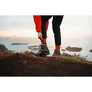 FALKE Men's TK2 Explore Crest Hiking Socks, Merino Wool, Mid Calf, Medium Padding, Max Comfort, Athletic Sock, Black (Black 3003), 12.5-13.5, 1 Pair