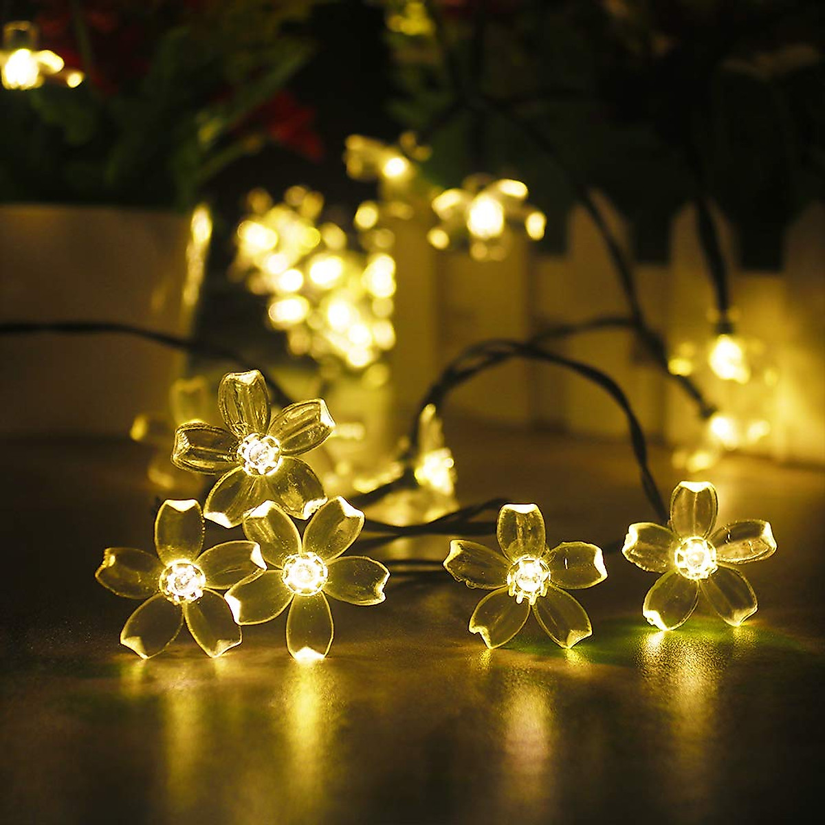 Mankinlu Solar Flower String Lights Outdoor Waterproof 39 FT 100 LED Solar String Lights Solar Cherry Blossom String Lights Solar Garden Twinkle Lights for Home Yard Garden Pergola Decor Warm White