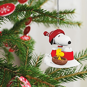 Hallmark 795QXM8632 Miniature Winter Fun with Snoopy and Woodstock #20 Keepsake Christmas Ornaments