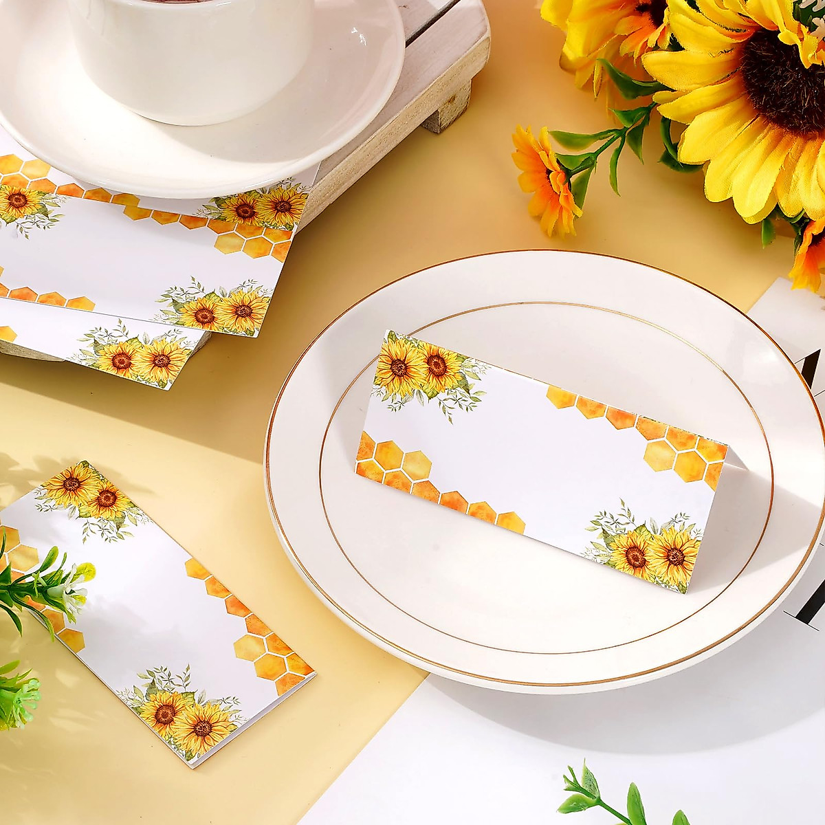 Whaline 100Pcs Summer Sunflower Place Cards Honeycomb Tented Cards Floral Seating Name Cards for Baby Shower Birthday Wedding Party Table Setting Supplies, 4 x 1.8 in