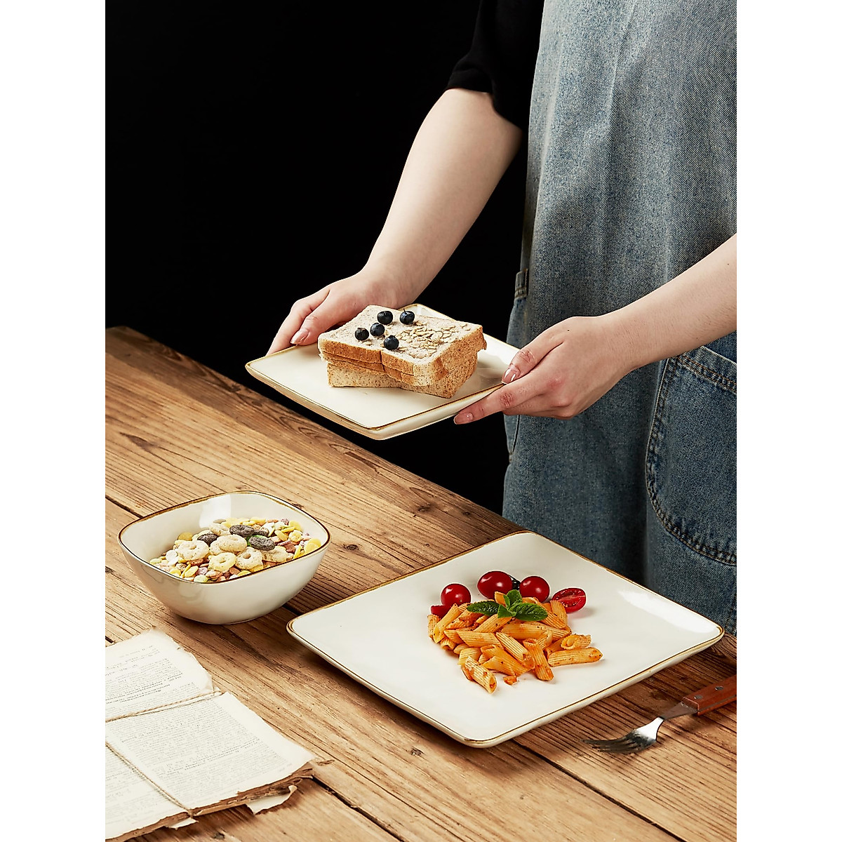 Famiware Dinnerware Sets for 4, Ocean Square 12-Piece Kitchen Plates and Bowls Sets, Microwave and Dishwasher Safe, Scratch Resistant, Vanilla White