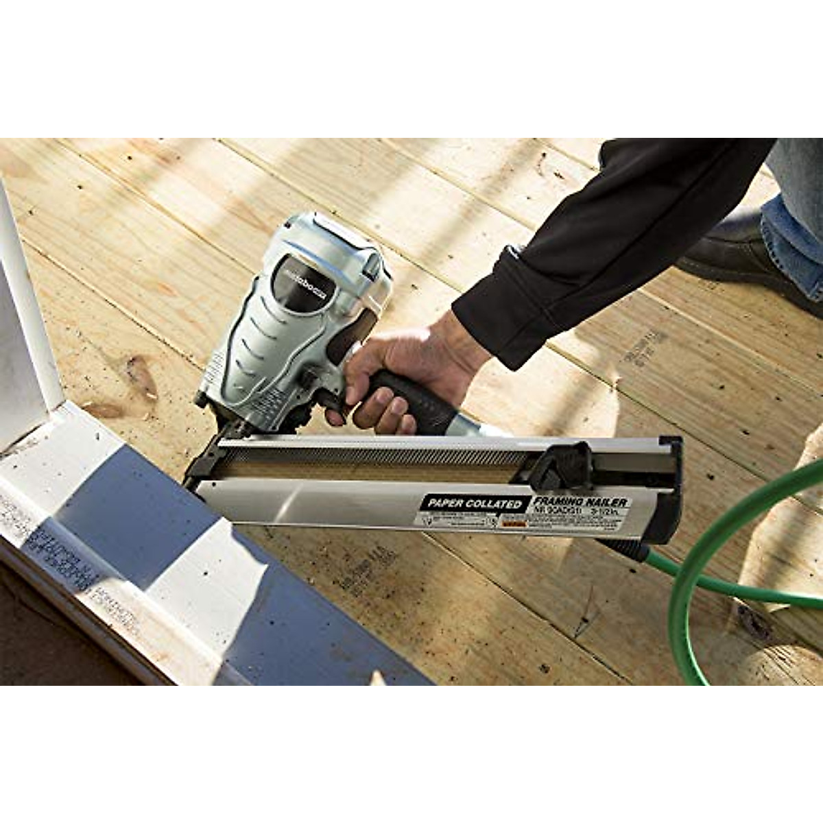 Metabo HPT Framing Nailer | Pro Preferred Brand of Pneumatic Nailers | 30 Degree Magazine | Accepts 2-Inch to 3-1/2-Inch Paper Collated Nails | Ideal for Framing, Flooring, & Roof Decking | NR90ADS1