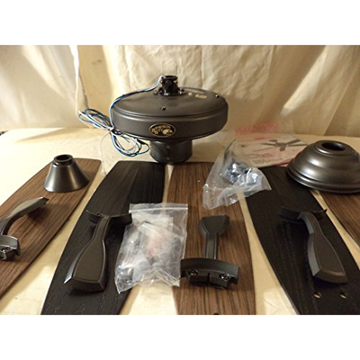 Hampton Bay YG187-NI 233 967 Indoor/Outdoor Natural Iron Ceiling Fan