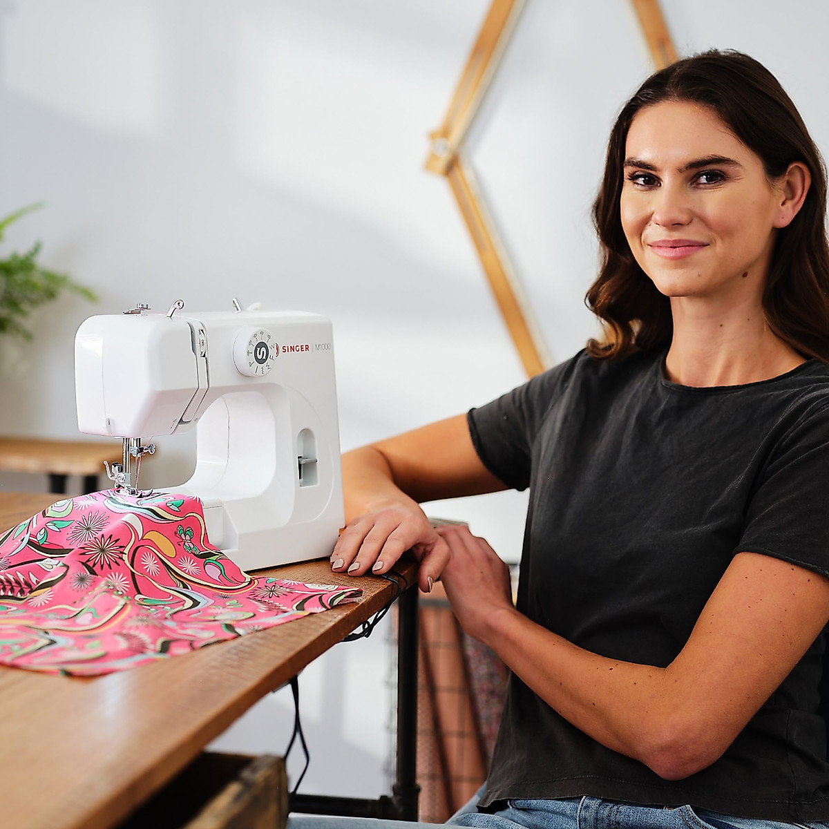 SINGER M1000 Mending Machine