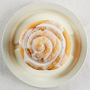 GRS Home Decor Cinnamon Roll Decorative Candle