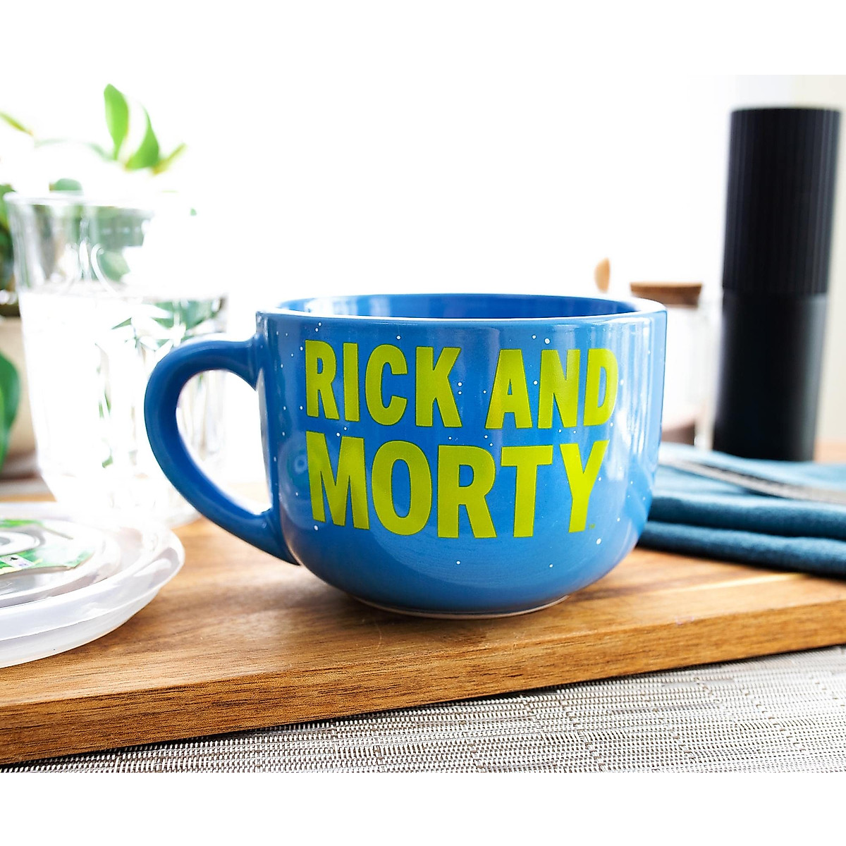 Silver Buffalo Rick and Morty Ceramic Soup Mug with a Vented Plastic Lid, 24 Ounces