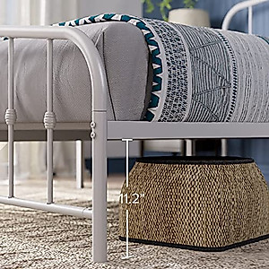 Zinus Heidi Metal Platform Bed Frame / Steel Mattress Foundation / No Box Spring Needed / Easy Assembly, White, Full