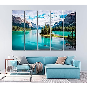 Jasper National Park with Maligne Lake Canada Canvas Print 1 Panel / 36x24 inches