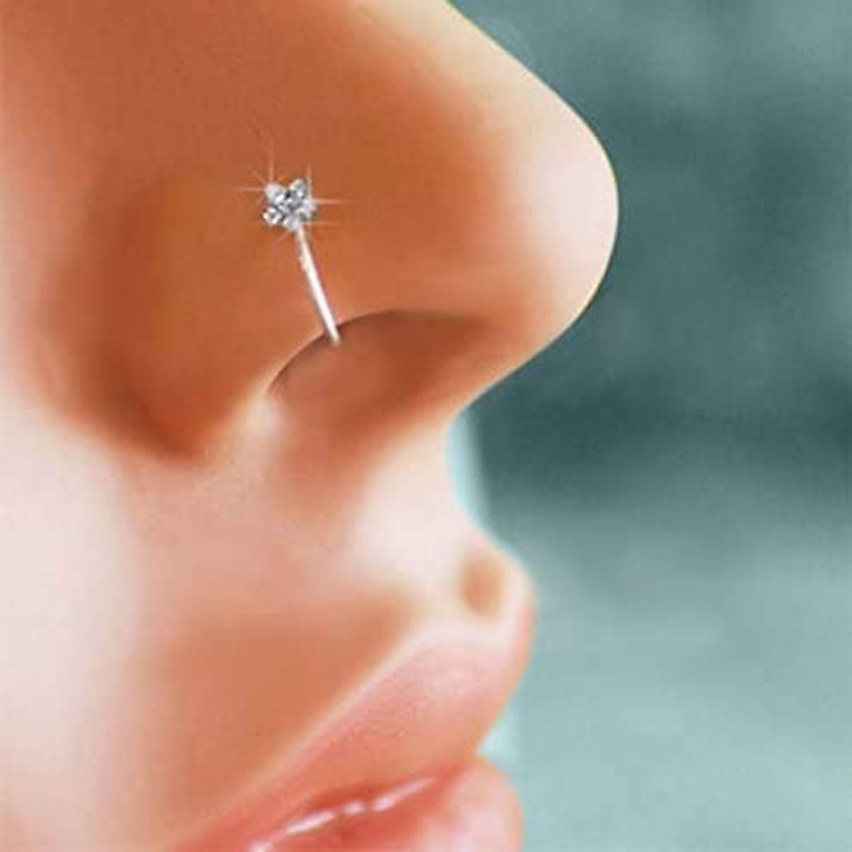 Sdouefos Small Thin Flower Clear Crystal Nose Ring Stud Hoop-Sparkly Crystal Nose Ring