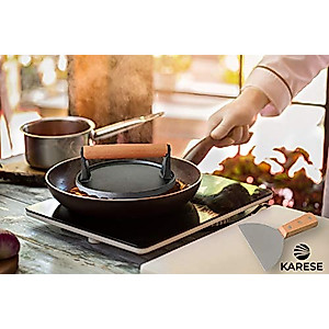 Round Cast Iron Bacon Press 2.4 lbs Weight Comes Complete with Spatula, Grill Press with Beech Wood Handle Ideal for Bacon, Burger, Sandwich and Steak