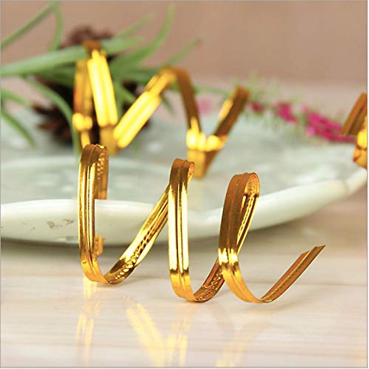 Leline's Metallic Twist Ties, 100 pieces 6 inches Bag Ties, Cable Tie for Candy Bag, Cello Treat Bag, Christmas Party Decoration, Gold