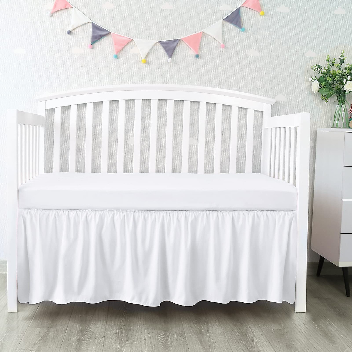 Crib Sheets & Crib Bed Skirt White Ruffled