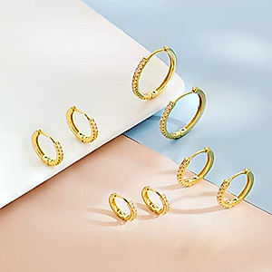 Gold Hoop Earrings For Women Gold Plated Cubic Zirconia Hoop Earrings Set Men Lightweight Huggie Hoops Hypoallergenic Gold Earrings Set for Women Fashion Jewelry (4 Sizes)